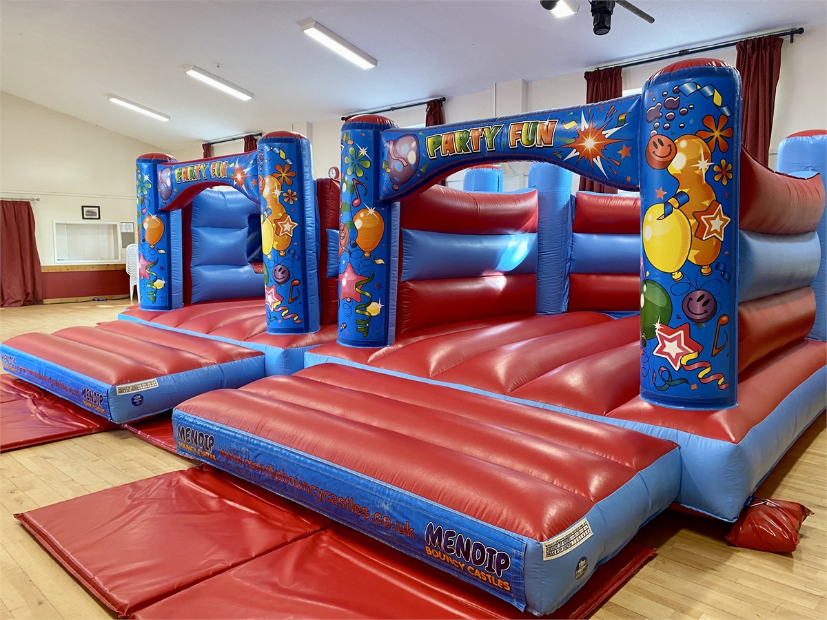 Carnival Party Fun Red/Blue Dual Bouncy Castle Package - Bouncy Castle ...