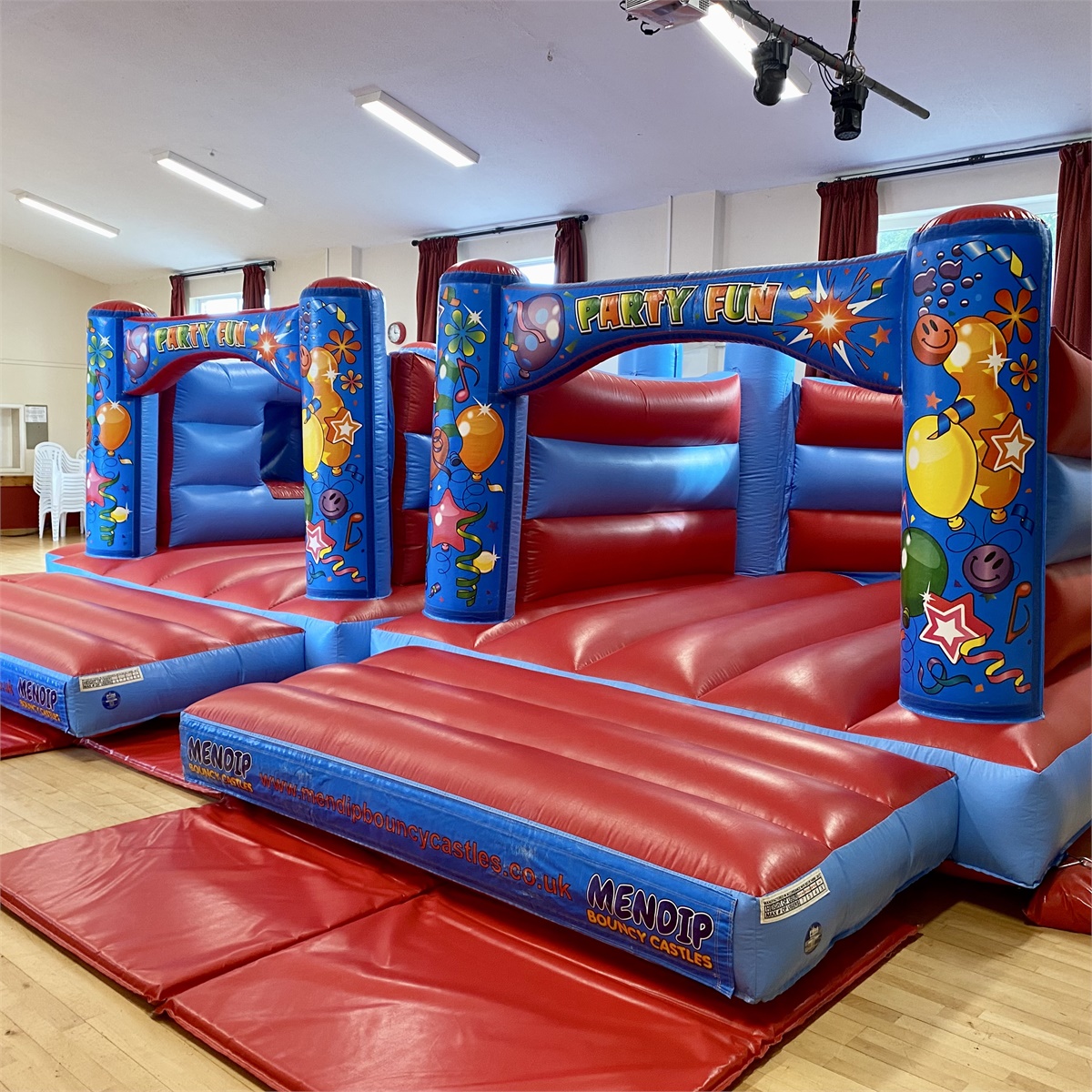 Carnival Party Fun Red/Blue Dual Bouncy Castle Package - Bouncy Castle ...